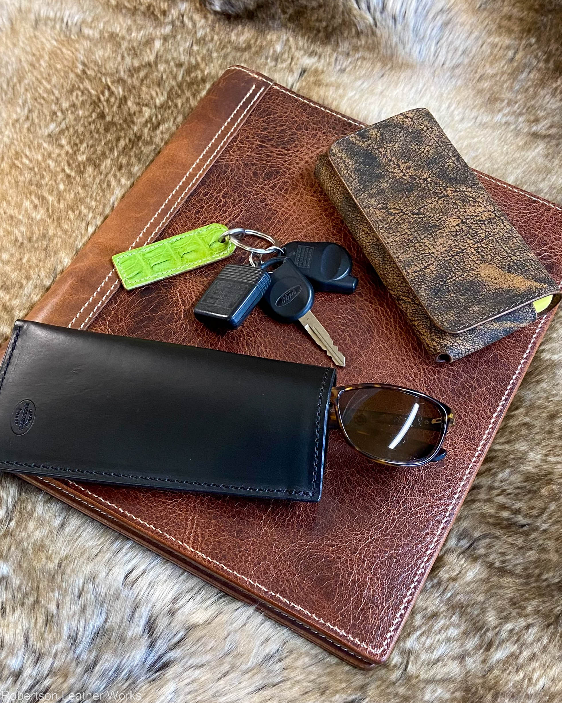 Notebooks/ EDC – Robertson Leather Works